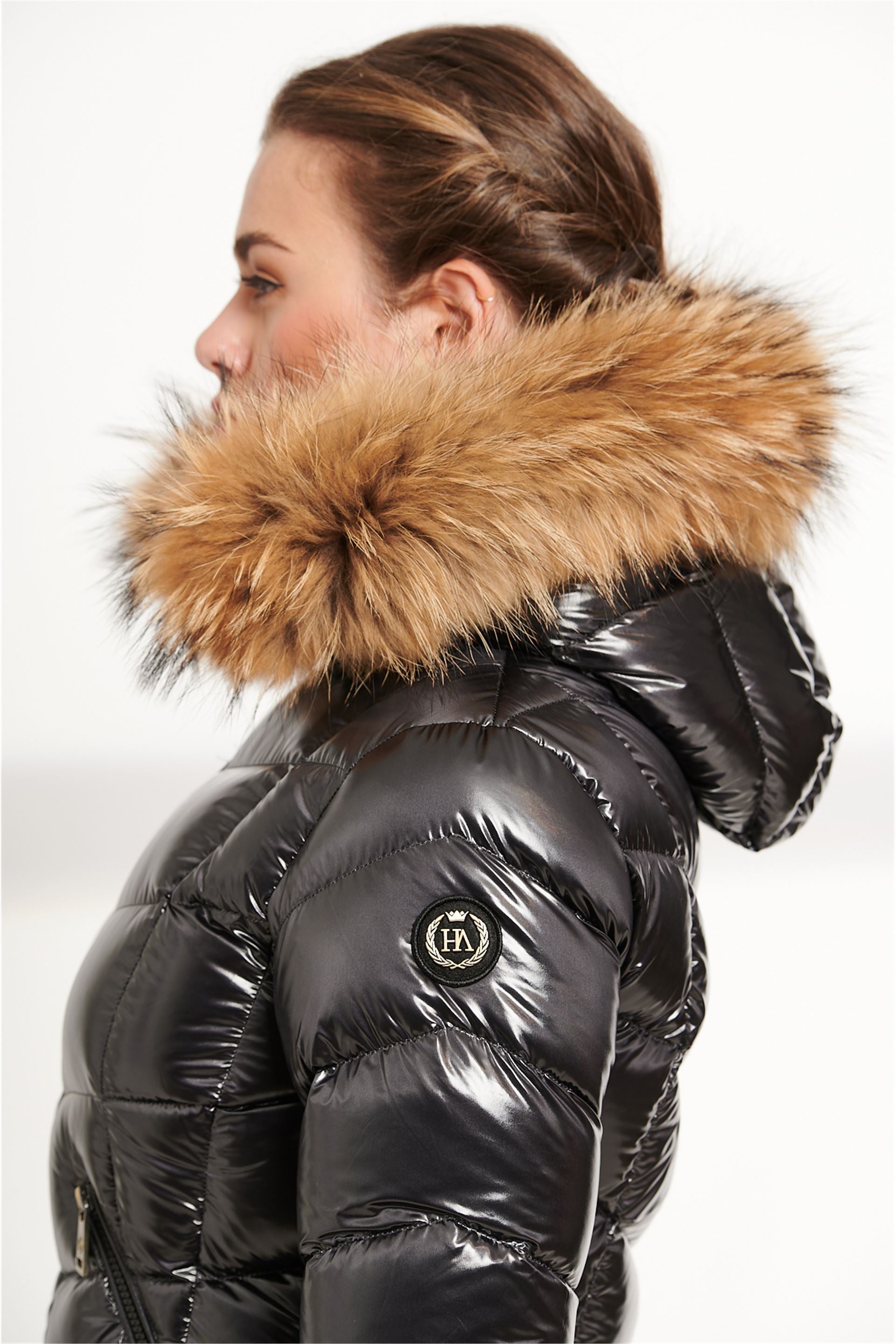 Navara Women Puffer Jacket – Urbanheer