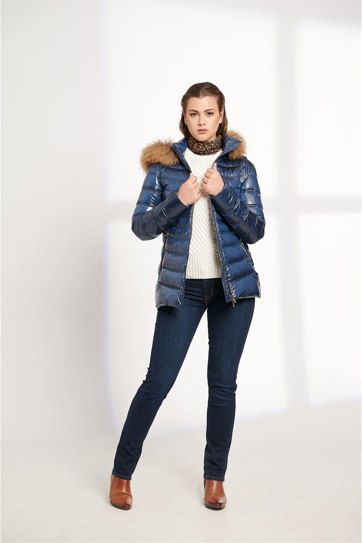 Blue Lion Puffer Women Jacket – Urbanheer
